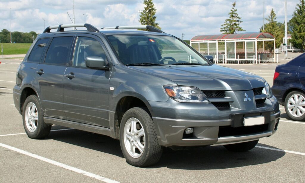 Mitsubishi 2026 Outlander PHEV Review, Engine, Fuel Economy - New Mitsubishi Models