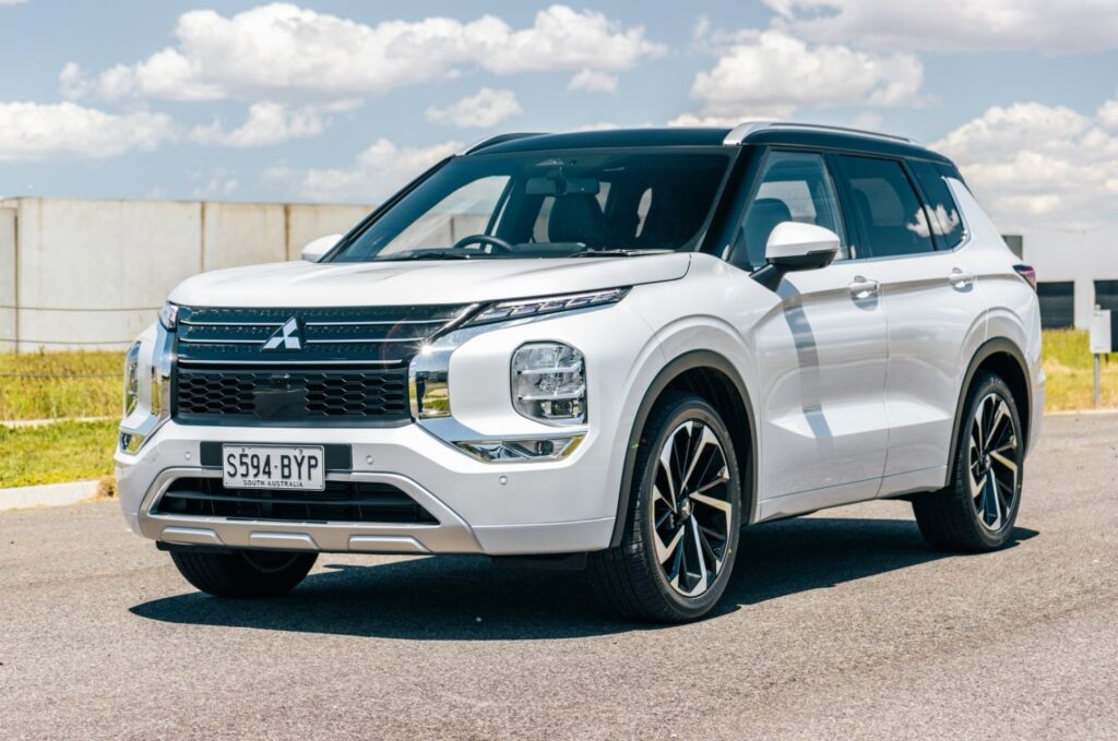 Mitsubishi 2026 Outlander Review, Specs, Performance - New Mitsubishi ...